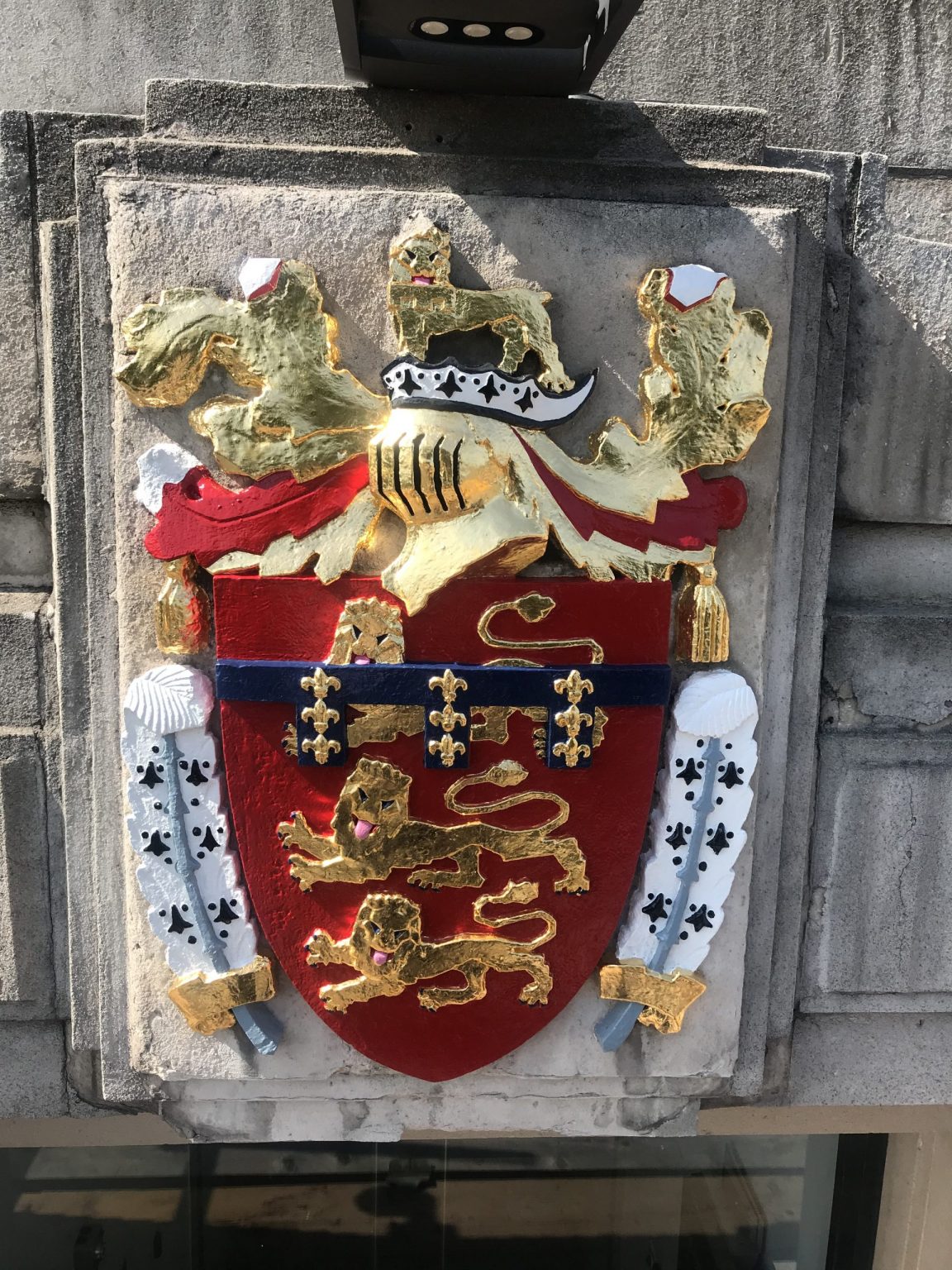 Students restore Duchy of Lancaster stone crest | City & Guilds ...